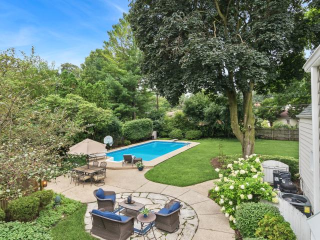 301 Le Grande Boulevard