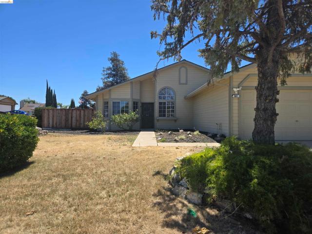 301 Maude Ct