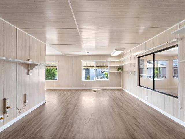 301 Maui Circle