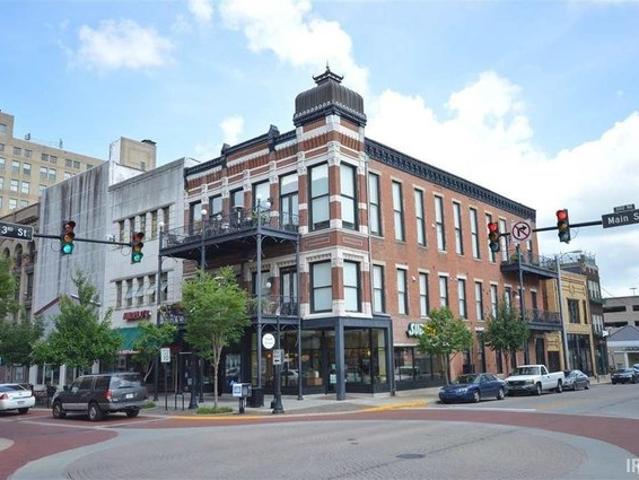 301 Main St Apt D, Evansville, IN 47708