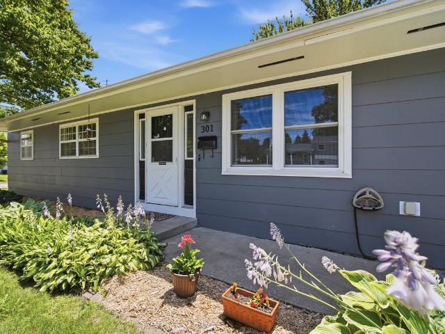301 Martin Street