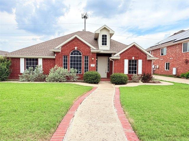 301 Mimosa Dr, Murphy, TX 75094