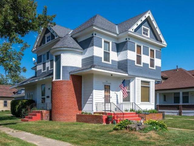301 N 3rd Ave, Logan, IA 51546