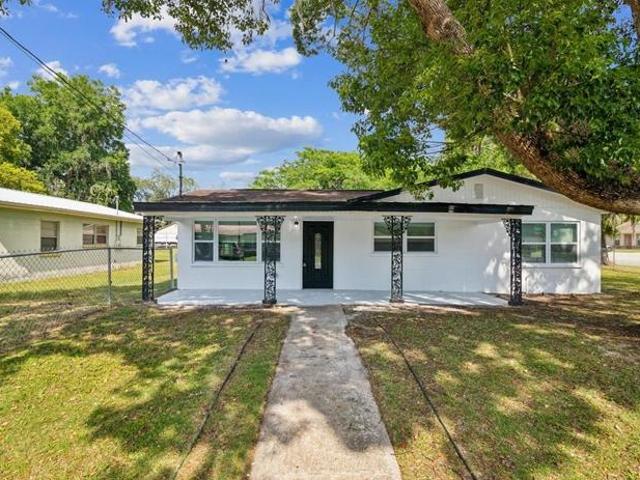 301 N Adams St, Bushnell, FL 33513
