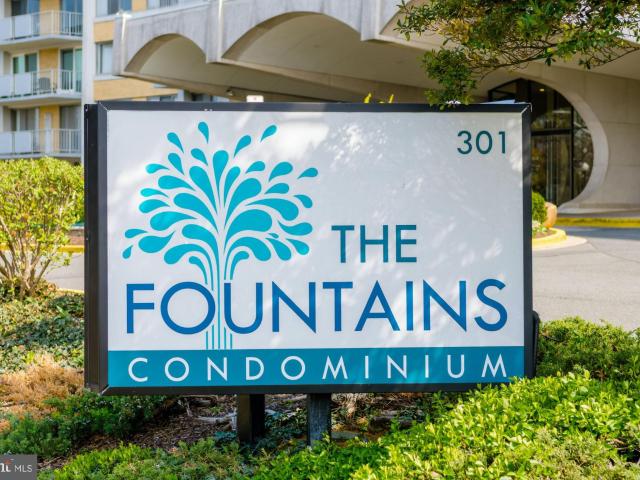 301 N Beauregard St, Unit 902, Alexandria, VA 22312 | MLS #VAAX2054