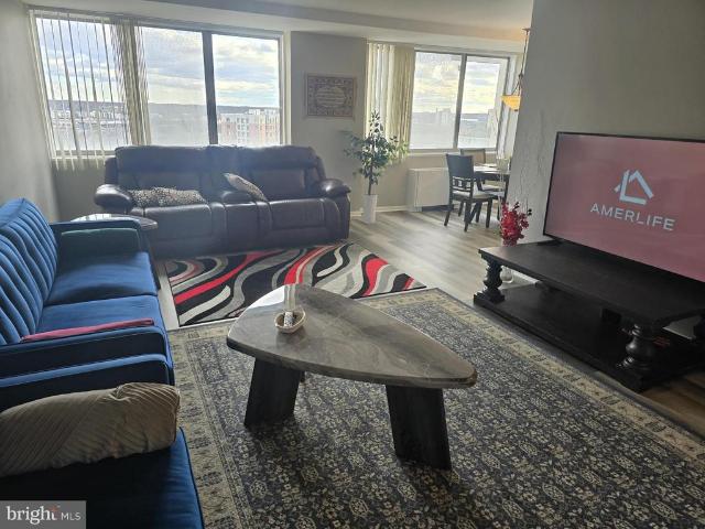 301 N Beauregard Street # 1002