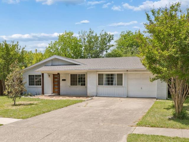 301 N Cottonwood Drive