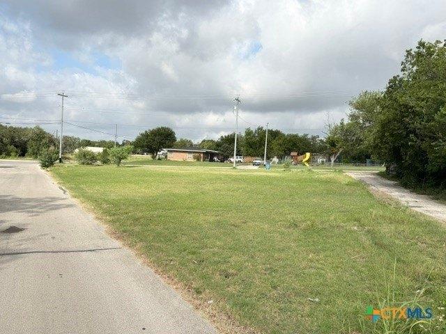 301 N Heideke St Lot 1, Seguin, TX 78155