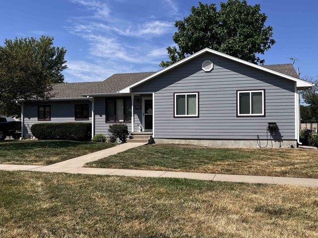 301 N Main St, Hillsboro, KS 67063