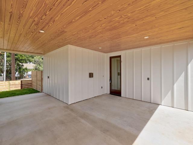 301 N Pleasant Valley Rd # 1