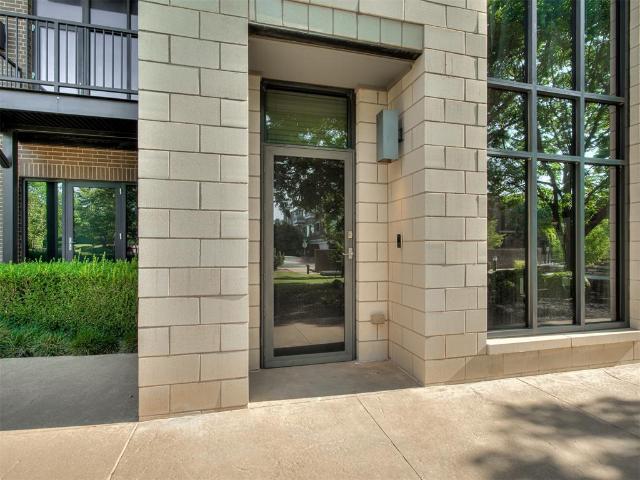 301 NE 4th Street # 1