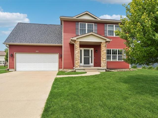 301 NW 10th Cir, Grimes, IA 50111