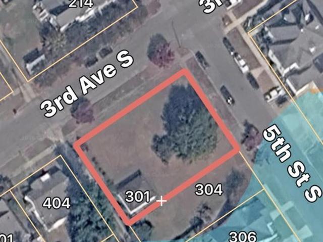301 S 5th St, Amory, MS 38821