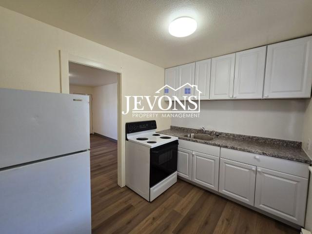 301 S 2nd St Yakima, WA 98901