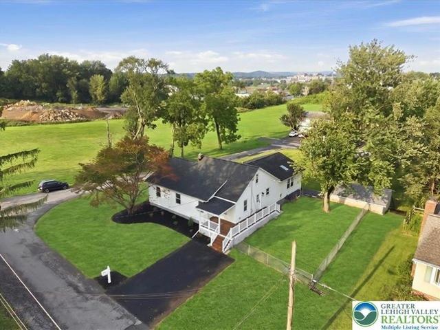 301 S Watson St, Palmer Township, PA 18045
