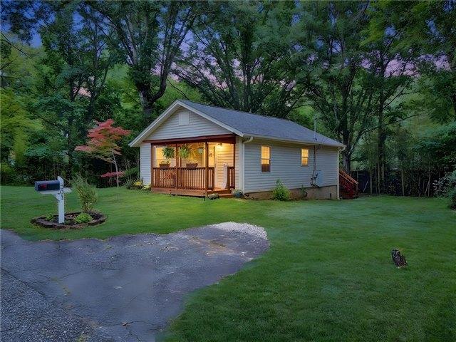 301 S E St, Easley, SC 29640