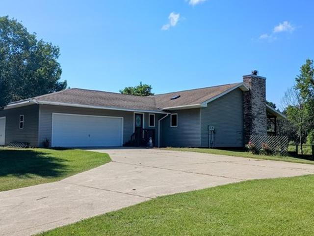 301 S Gordon Rd, Scottville, MI 49454