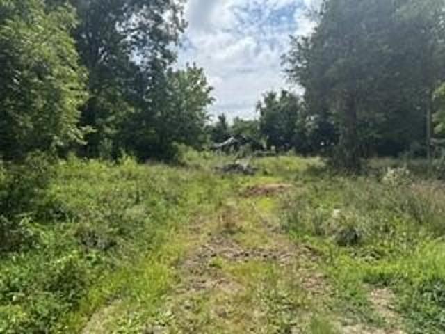 301 S Highway 27 Loop 4 W, Burnside, KY 42519