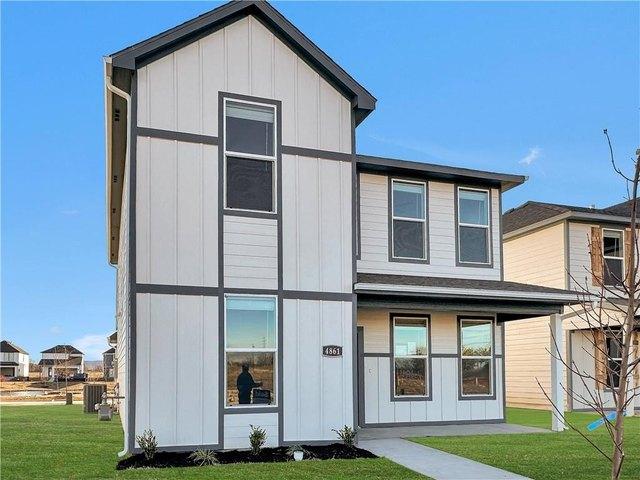301 S Neon Ave, Fayetteville, AR 72704