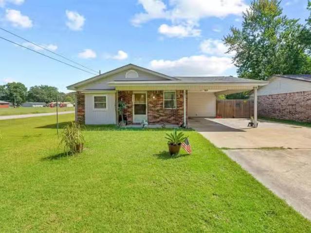 301 S PRAIRIE ST, HAZEN, AR 72064 Single Family Residence For.