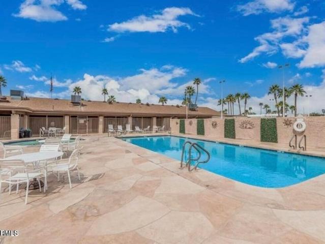 301 S Signal Butte Rd Lot 827, Apache Junction, AZ 85120