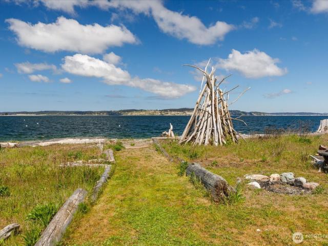 301 Snakelum Point Road
