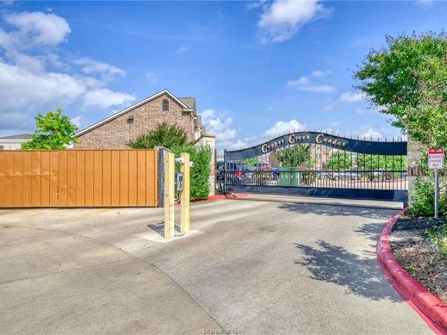 301 Southwest Pkwy Apt 303, College Station, TX 77840