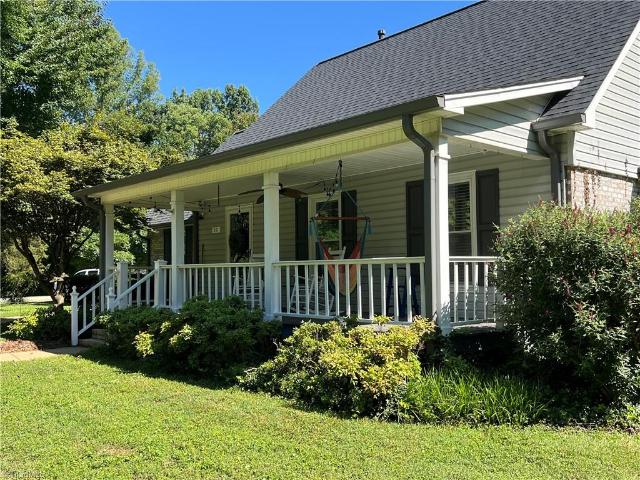 301 Shadowood Drive