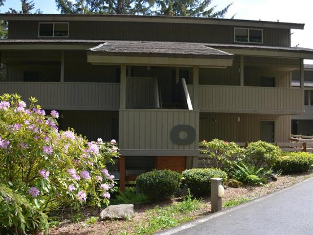 301 Shareotter Crest Dr Unit 306 307, Otter Rock, OR 97369