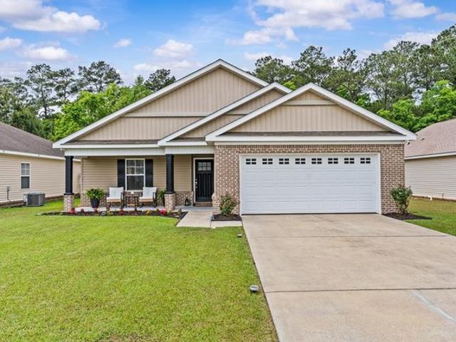 301 Shelby Ln, Dothan, AL 36301