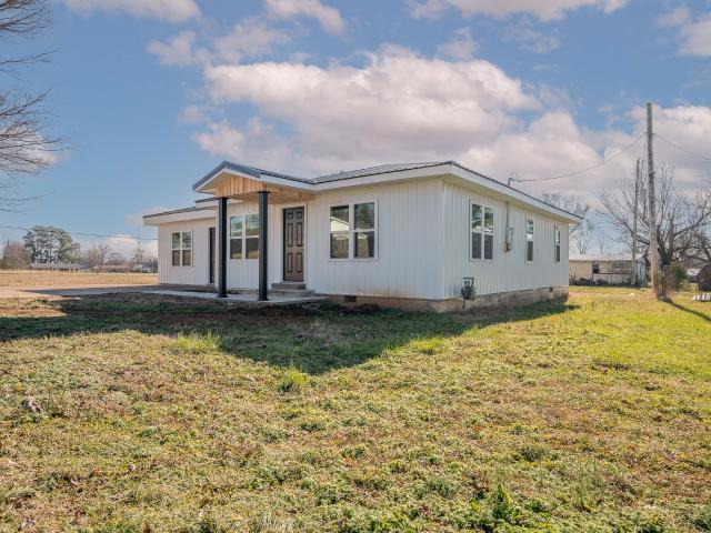 301 Simpson St, Lawrenceburg, TN 38464 | MLS #3169