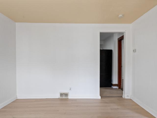 301 Squires Ave, Endicott, NY 13760 | MLS #336398