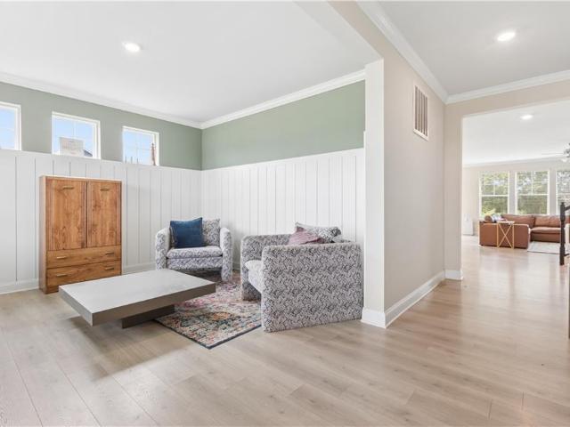 301 St Andrews PL