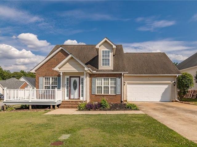301 Stallion Rd, Greenville, SC 29617