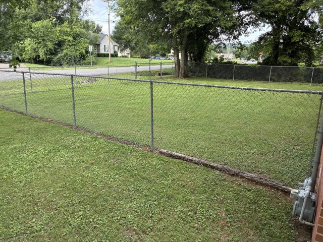 301 Summer Dr