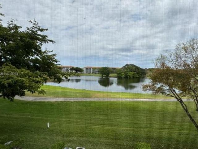 301 SW 135th Ave #312C, Pembroke Pines, FL 33027