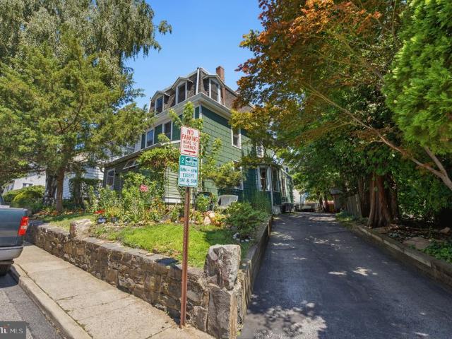 301 Parsons Avenue