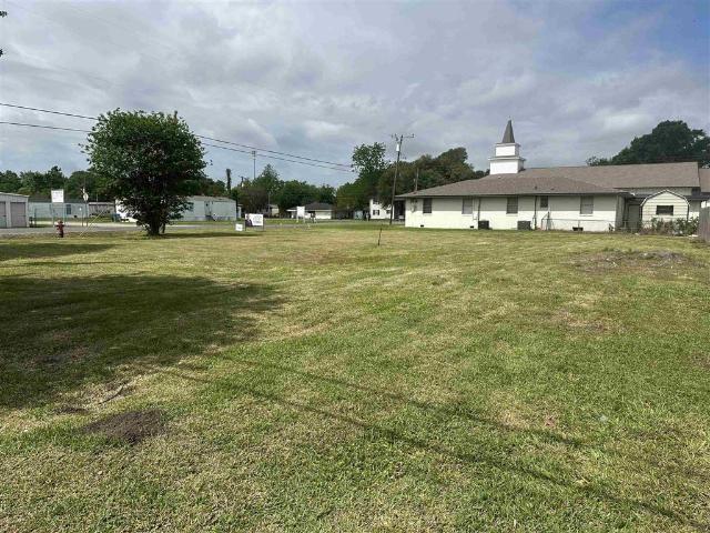 301 Pitre St, Sulphur, LA 70663 | MLS #SWL26001 | Compass