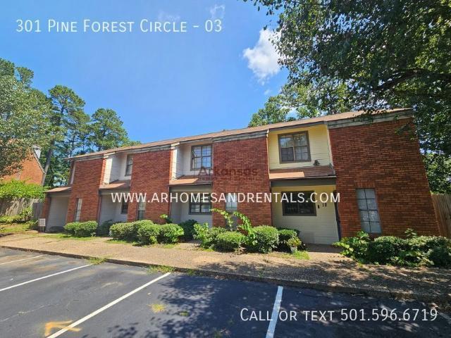 301 Pine Forest Circle Unit #03 | 2 Bedrooms | 1.5 Bathrooms *1/2 OFF 1st Month's Rent!