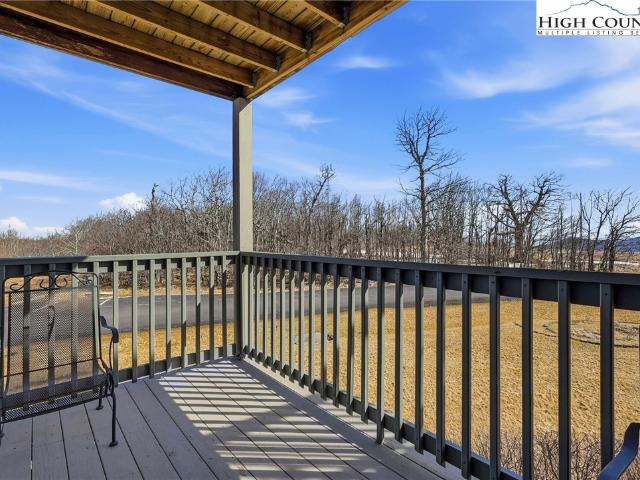 301 Pinnacle Inn Road 4208