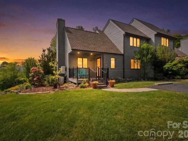 301 Robertson St, Burnsville, NC 28714