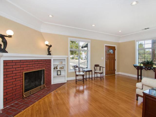 301 Rosemont Boulevard