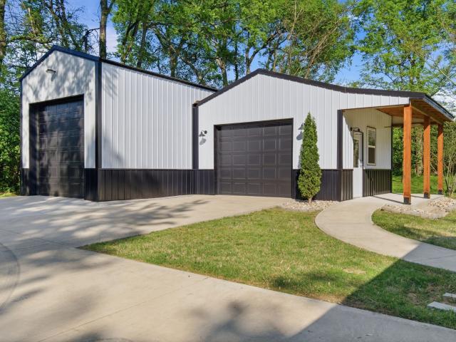 301 Rosebrook Dr