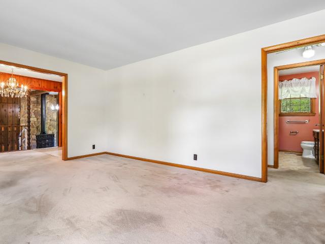 301 Raywood Ct