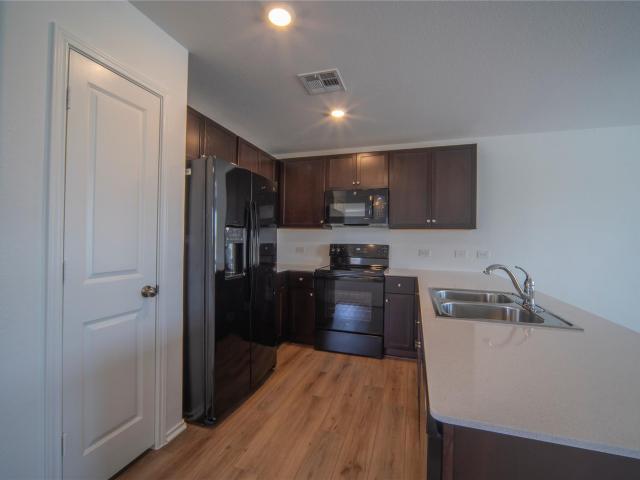 301 Rancho Del Cielo Loop