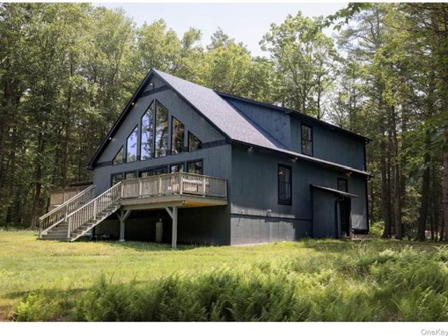 301 Reyer Rd, Narrowsburg, NY 12764