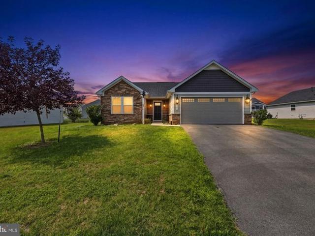 301 Rushbrook Rd, Martinsburg, WV 25403