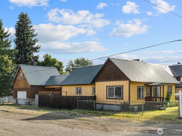 301 W 4th St, Cle Elum, WA 98922