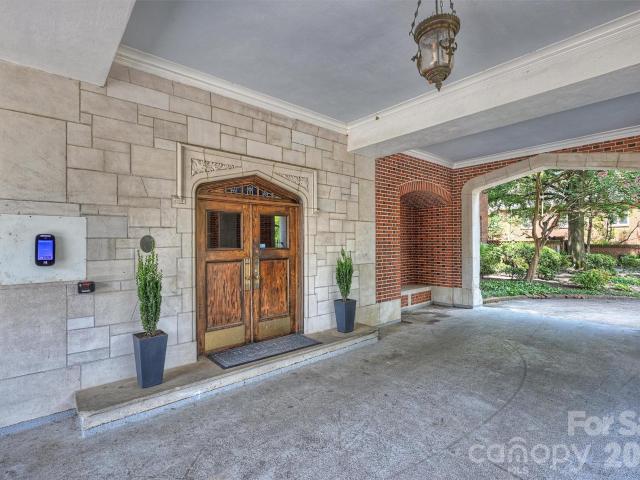 301 W 10th Street # 308