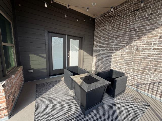 301 W 31st Street 202
